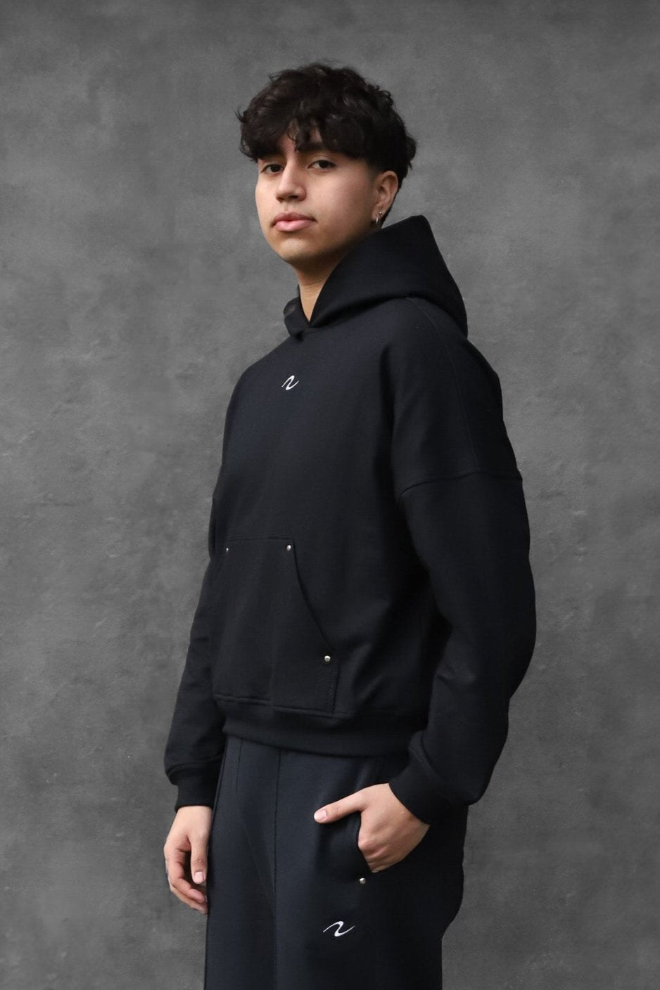 Boxy Fit Hoodie Relaxed and Essential – Nevta